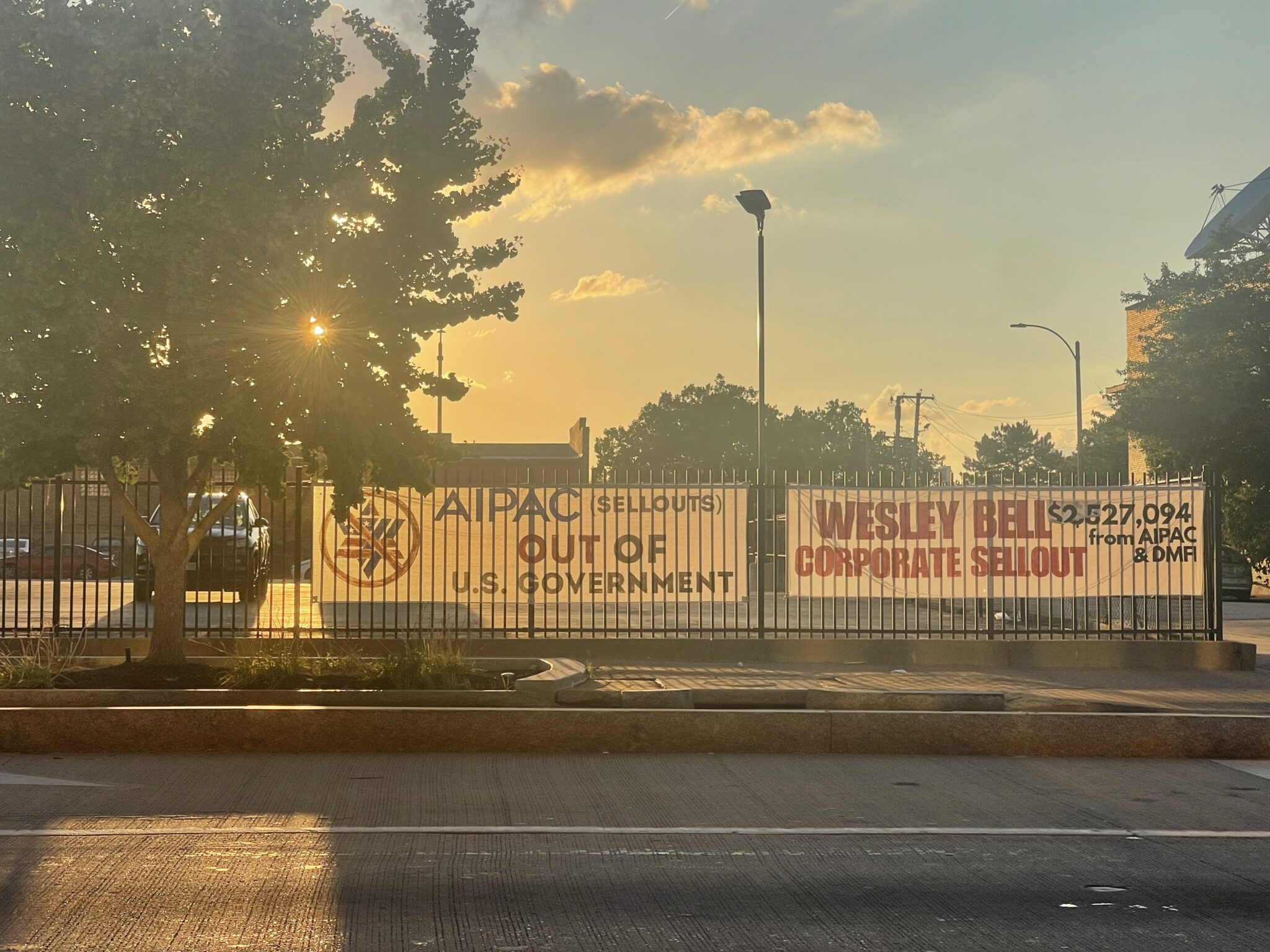 A fight over political influence roils a St. Louis town hall and tests ...